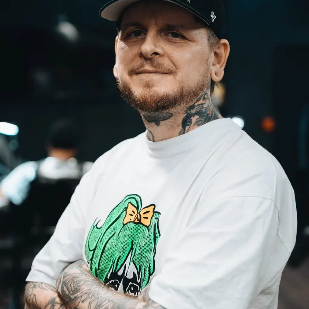 Sean Bryne - Vivid Ink Tattoos | The UK Tattoo Studios Chain